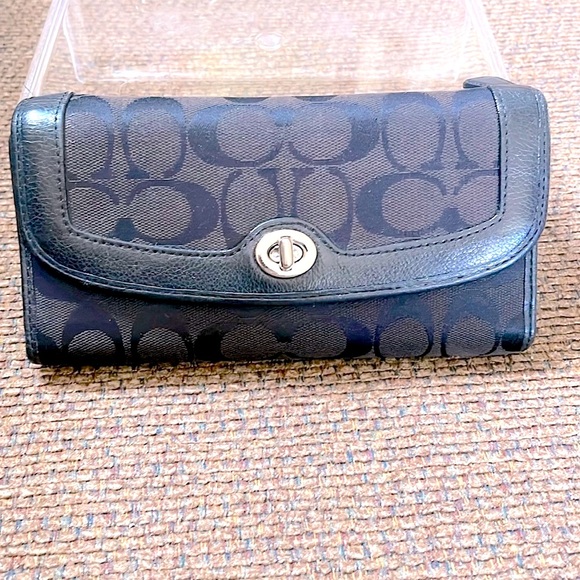 Coach | Bags | Coach Signature C Checkbook Wallet | Poshmark